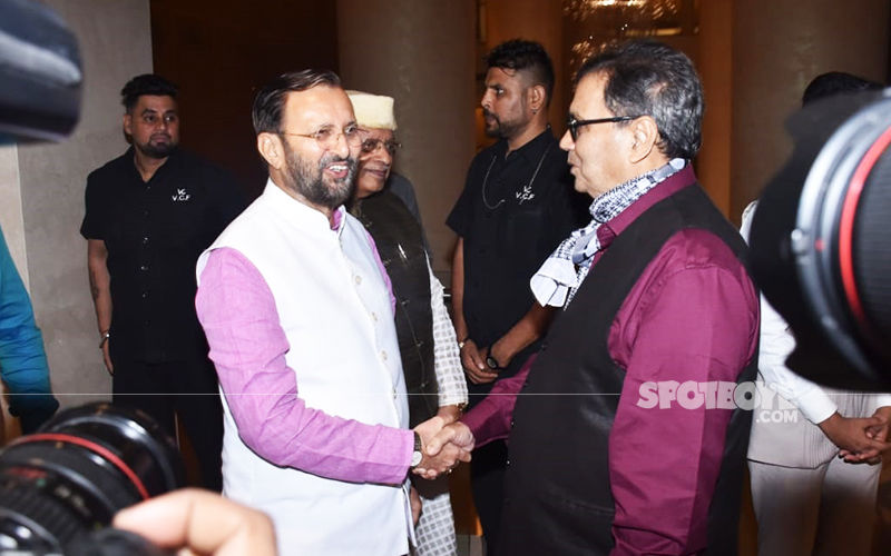 New CBFC Logo And Certificate Unveiled: Prakash Javadekar Releases The ...