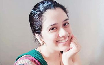 Girija Oak Godbole All Set To Charm Fans With Her Singing And Beauty In ...